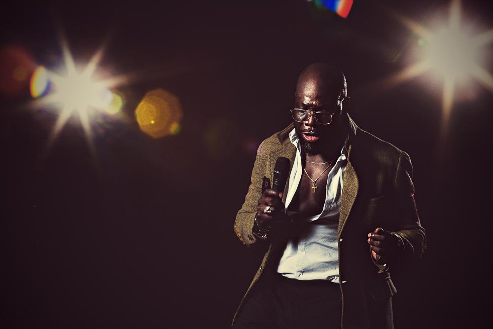 LE GROUPE – Play music